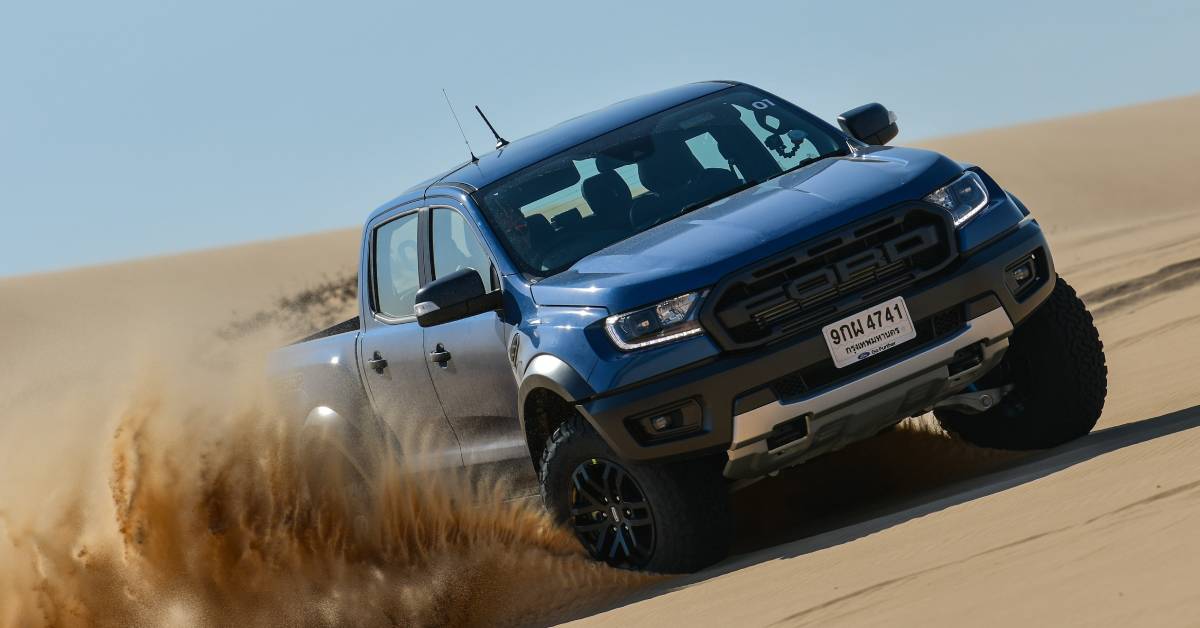 Ford Ranger Raptor 2020 ลุยเวียดนาม ผ่านอุปสรรคสุดโหด วิ่งบนทะเลทราย
